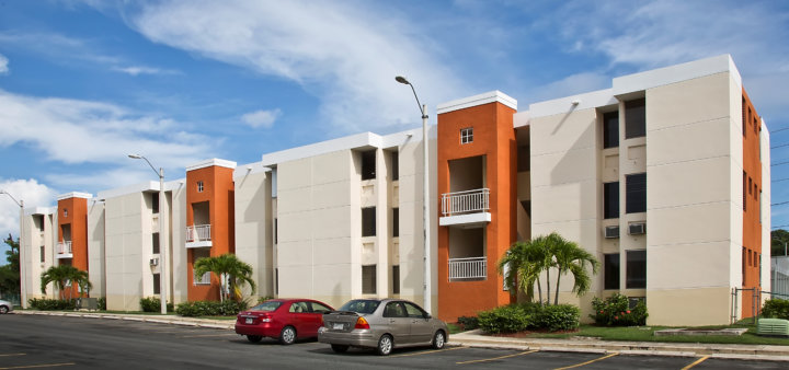 Paseo Esmeralda - Custom Group PR