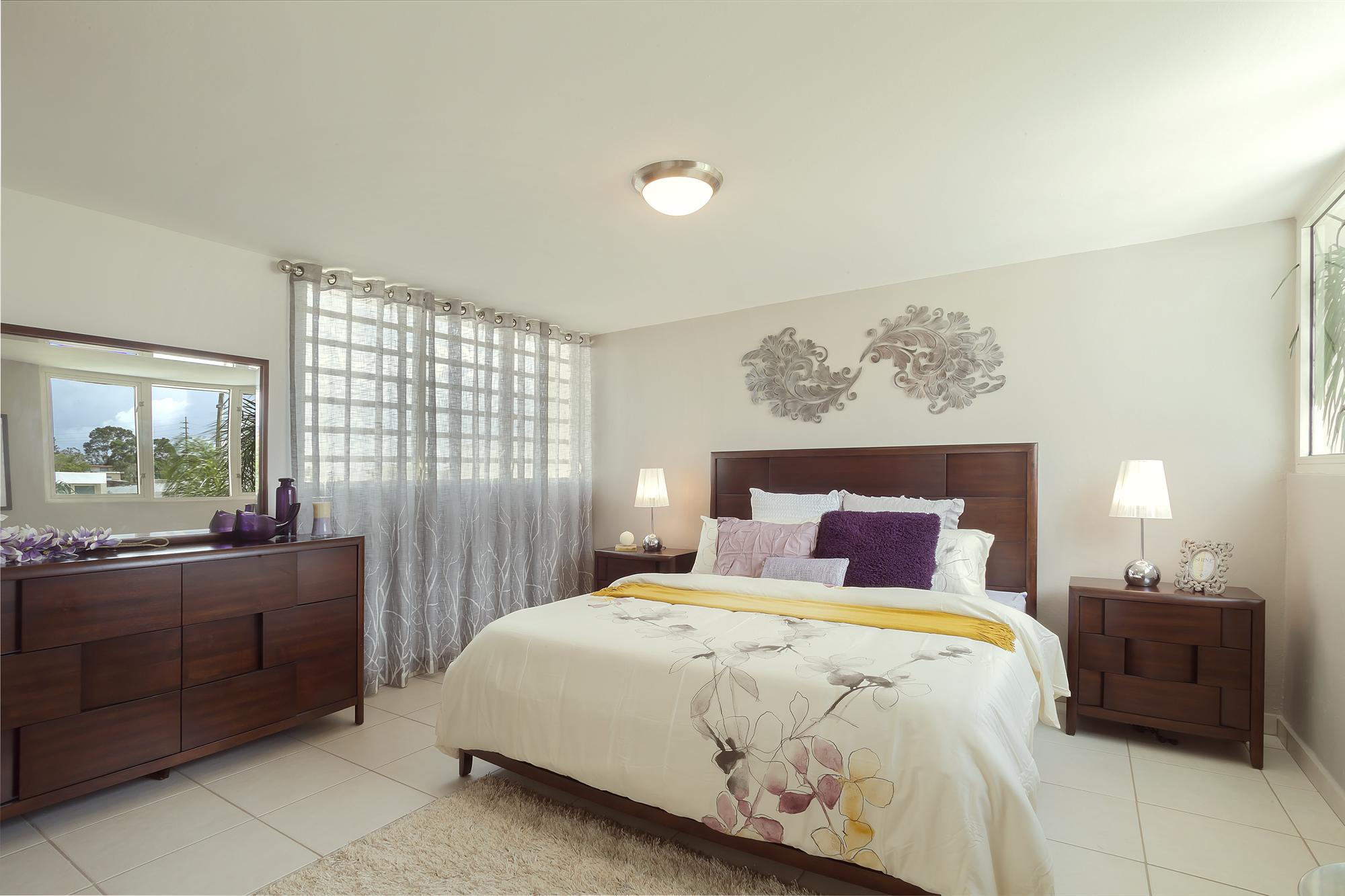 Puerta del Mar - Custom Group PR